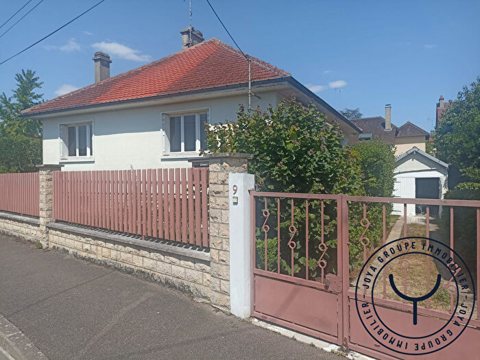 Maison 5 pièces à Troyes, Chartreux, à vendre