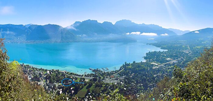 Appartement à vendre - Sevrier, Sévrier - 3 pièces - 2 chambres