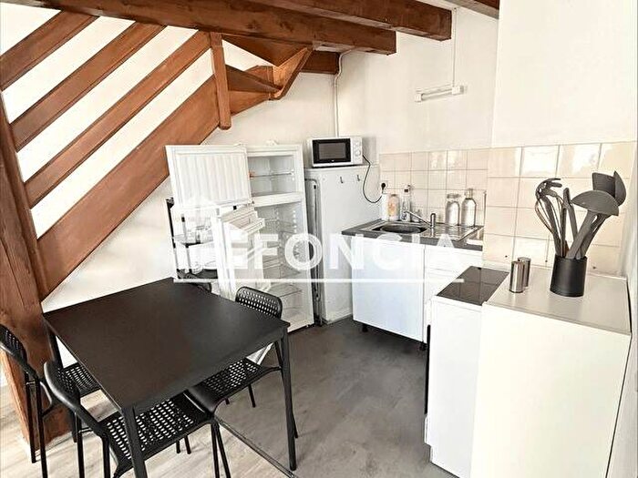 Appartement à louer - Hyper Centre-Vieille Ville, Saint-Étienne - 1 pièce