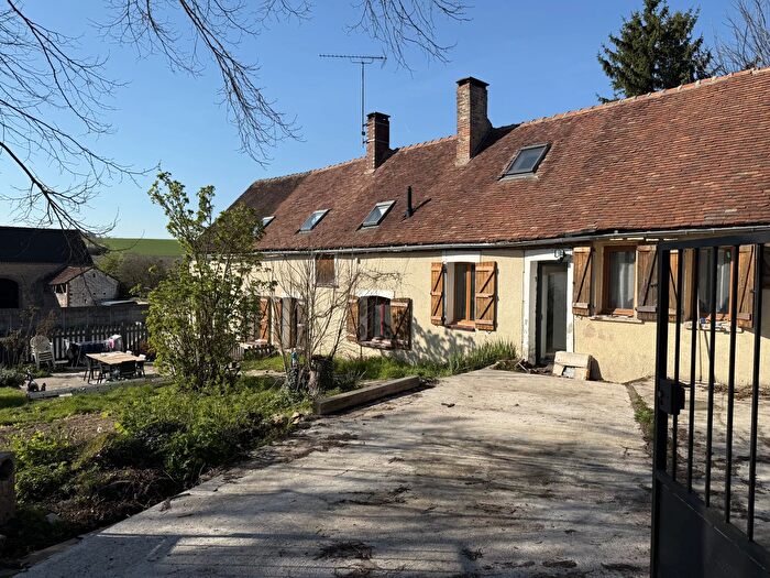 Maison 8 pièces à vendre à Bagneaux