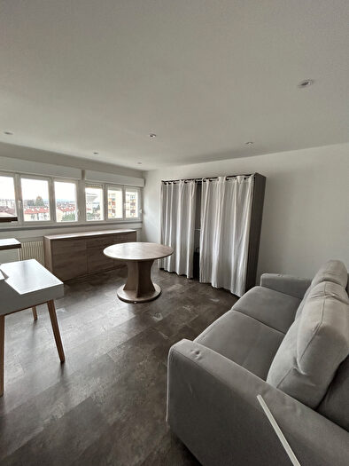 Appartement à louer - Chalon-sur-Saône, La Citadelle - 1 pièce