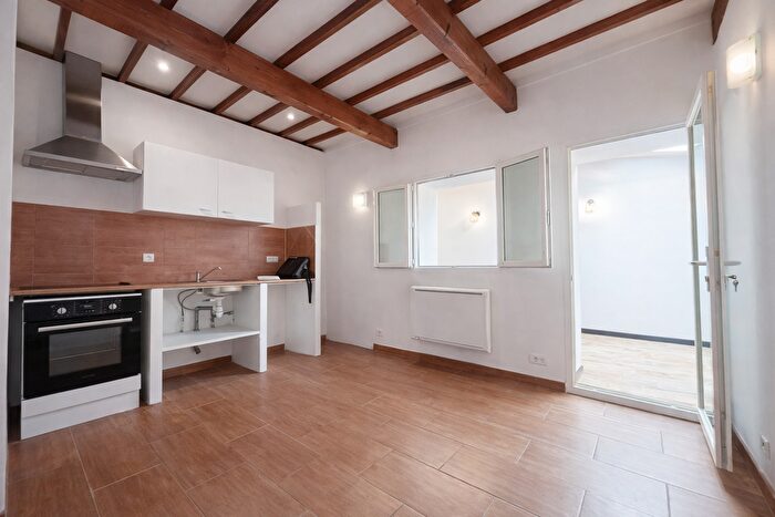 Appartement à louer - Peynier - 3 pièces - 2 chambres