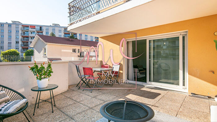 Appartement à vendre - Voiron, Souillet, Vouise, Belvédère - 3 pièces - 2 chambres