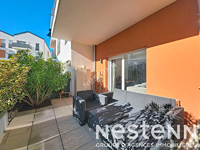 Appartement à vendre - Saint-Laurent-de-Mure - 3 pièces - 2 chambres