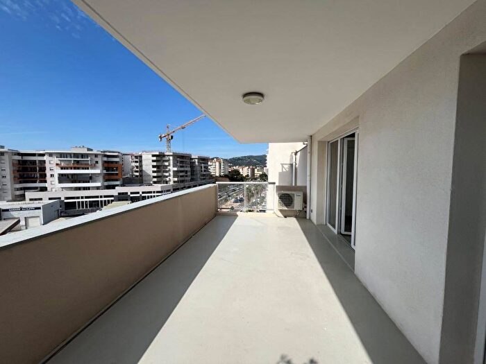 La Confina, Ajaccio : Appartement 3 pièces à louer