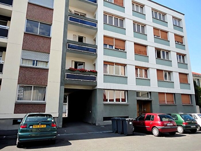 Appartement à louer - Clermont-Ferrand, Vallières, Sallins, Poncillon - 1 pièce
