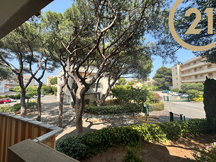 Appartement à vendre - Fréjus - 3 pièces - 2 chambres