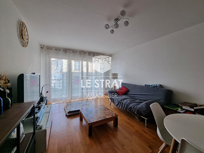 Appartement 3 pièces à Caen, Le Port, à louer