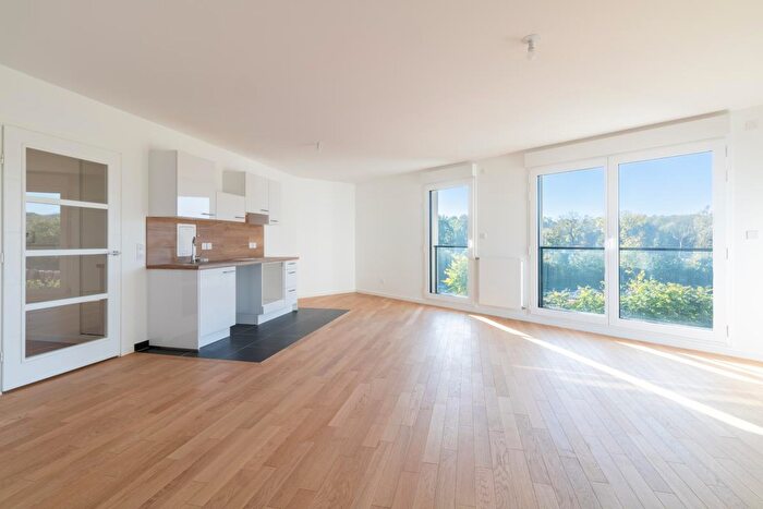 Saint-Cloud, Pasteur, Magenta : Appartement 3 pièces à vendre
