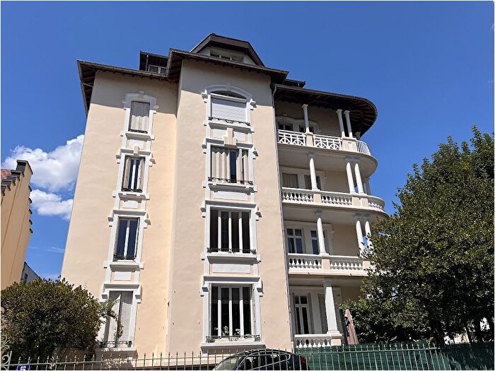Appartement à louer - Annecy, Parmelan, Albigny - 5 pièces - 4 chambres