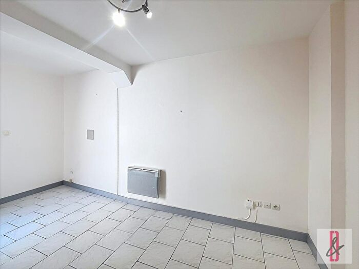 Appartement 1 pièce à louer - Angoulême, Saint-Ausone, Saint-Martin