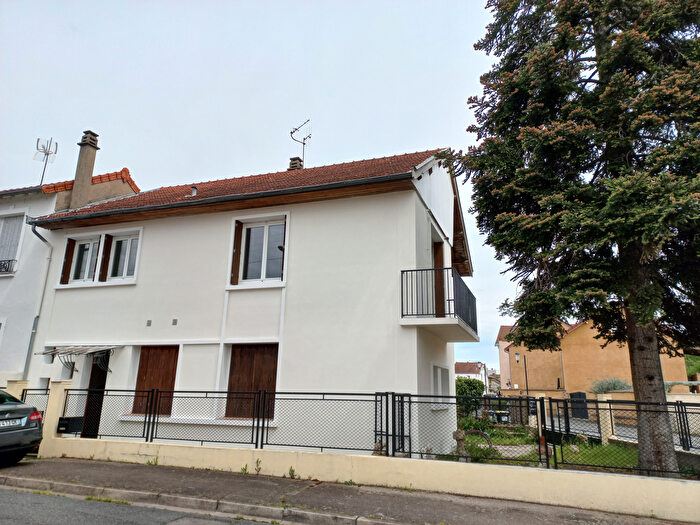 Maison à vendre - Cusset, Darcin - 5 pièces - 3 chambres
