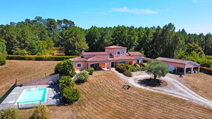 Maison à vendre - Saint-Paul-de-Serre - 5 pièces - 4 chambres