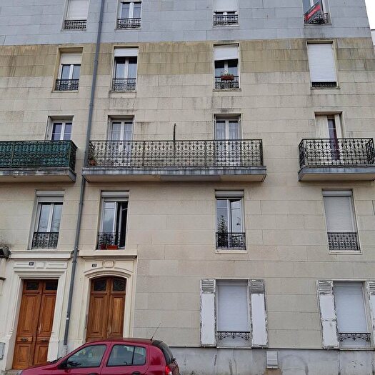 Appartement à louer - Centre-Gare, Chantilly - 2 pièces