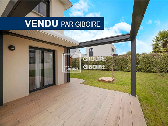 Maison à vendre - Saint-Gilles - 6 pièces - 4 chambres