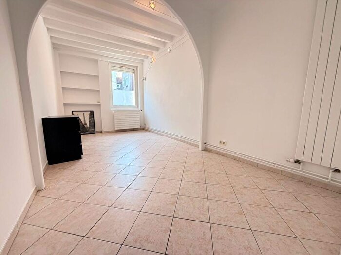 Appartement à louer - Le Chesnay, Saint-Antoine de Padoue - 2 pièces - 1 chambre
