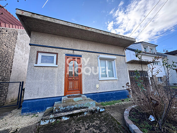 Maison à vendre - Paray-Vieille-Poste - 4 pièces - 2 chambres