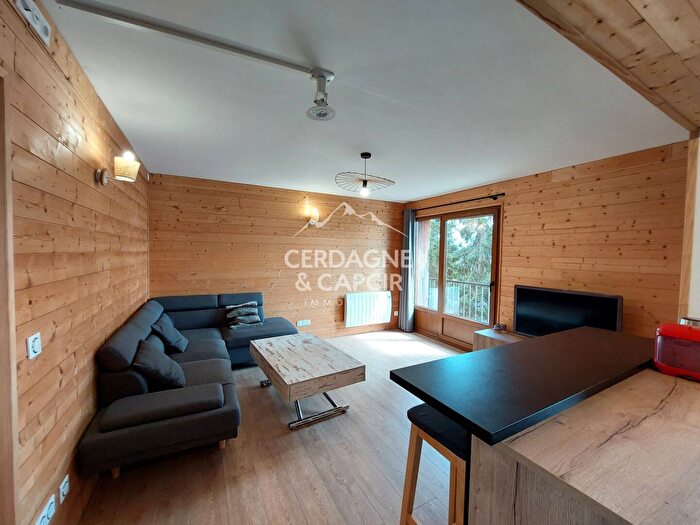 Font-Romeu-Odeillo-Via : Appartement 4 pièces à louer