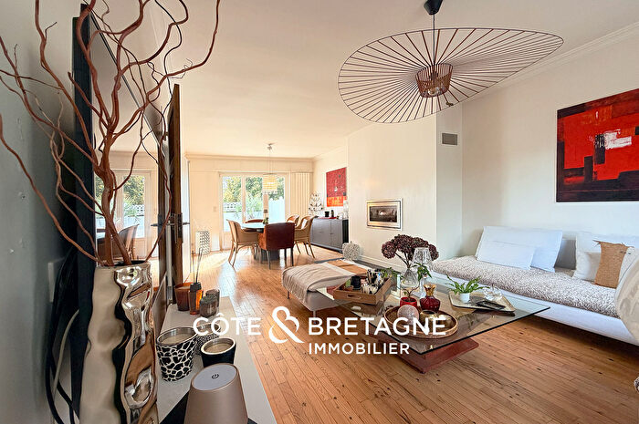 Maison à vendre - Saint-Brieuc - 6 pièces - 4 chambres