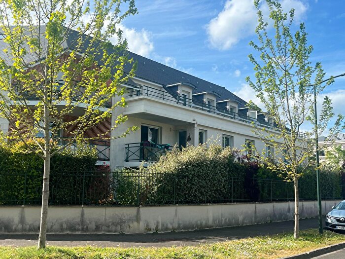 Saint-Cyr-sur-Loire, Grosse Borne : Appartement 3 pièces à vendre