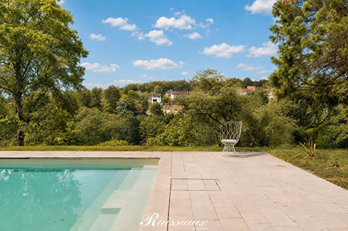 Maison 8 pièces à Dijon, Montagne Sainte-Anne, à vendre