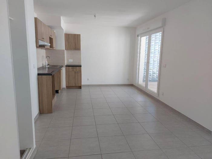 Sainte Anne, Marseille 8ème arrondissement : Appartement 2 pièces à louer