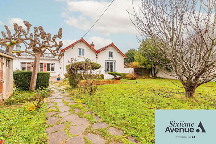 Maison à vendre - Savigny-sur-Orge, Gâtines - 8 pièces - 4 chambres