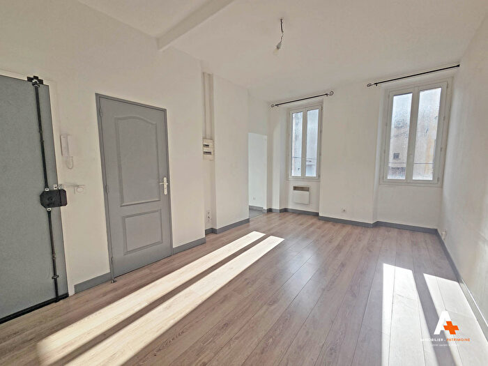 Appartement à vendre - Marseille e , Les Chartreux - 2 pièces - 1 chambre