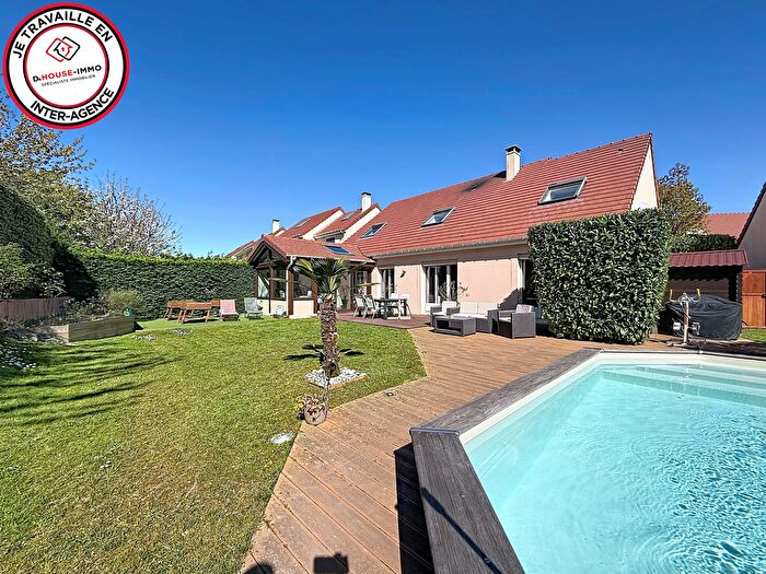 Maison 10 pièces à vendre à Nozay