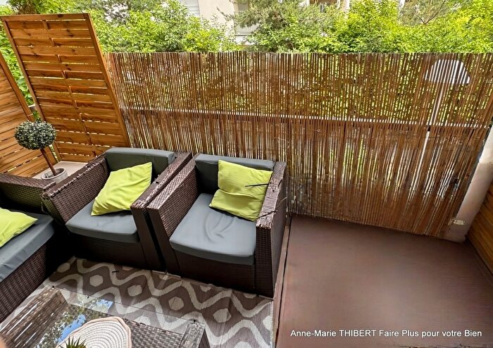 Villeurbanne, Grand Clément : Appartement 3 pièces à vendre