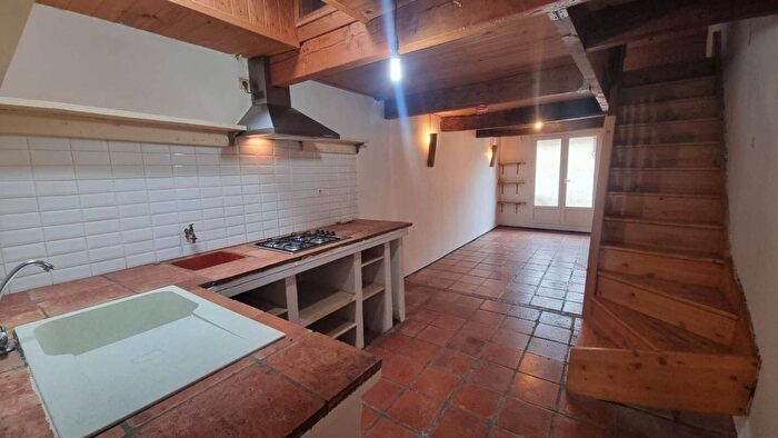 Escazeaux : Maison 2 pièces à louer