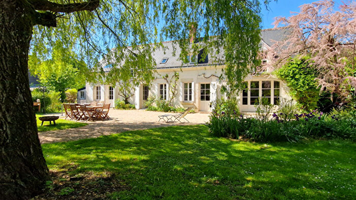 Maison à vendre - Saint-Branchs - 8 pièces - 5 chambres