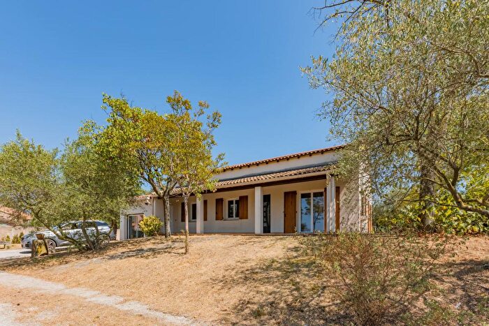 Maison à vendre - Poulx - 4 pièces - 3 chambres
