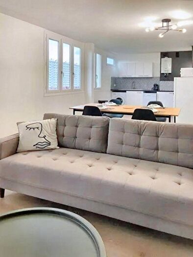 Appartement à louer - Épinay-sur-Seine - 4 pièces - 3 chambres