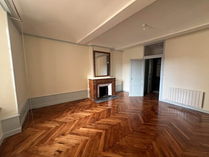 Appartement à louer - Le Puy-en-Velay, Centre-ville - 1 pièce