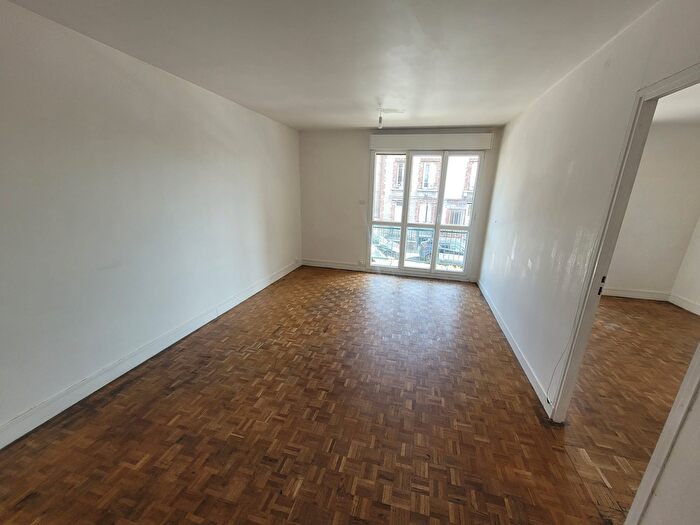 Le Bourget : Appartement 3 pièces à vendre