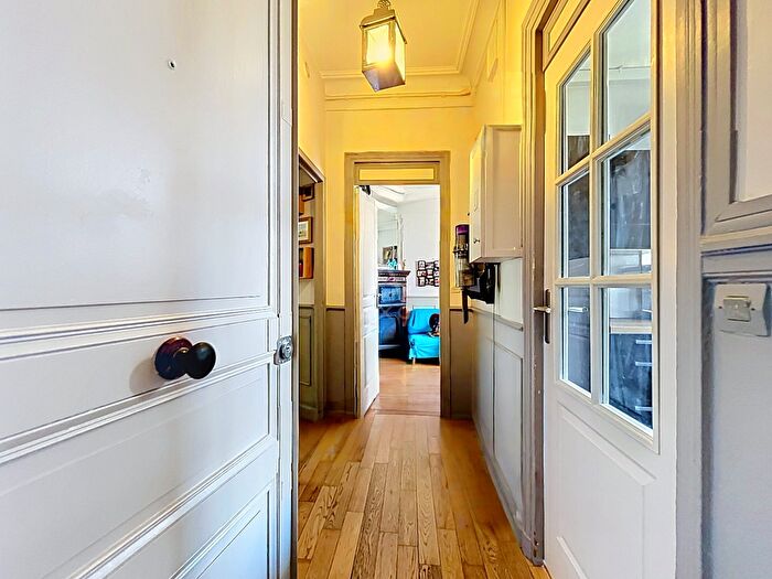 Appartement 3 pièces à Paris 15ème, Cambronne, Garibaldi, à vendre