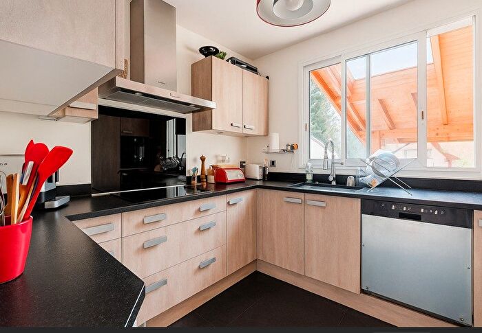 Maison à vendre - Gaillard - 5 pièces - 4 chambres