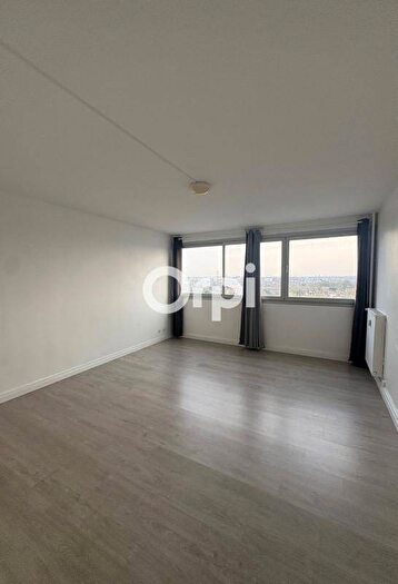 Appartement à louer - Hôtel de Ville, Mons-en-Bar ul - 1 pièce