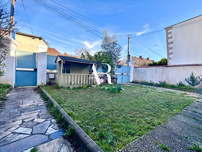 Maison à vendre - Saint-Maur-des-Fossés, Parc de Saint-Maur - 3 pièces - 2 chambres