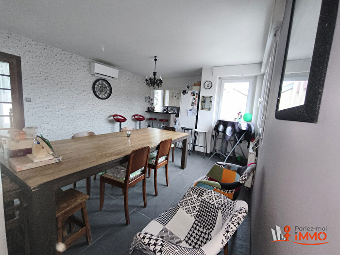 Appartement à vendre - La Talaudière - 6 pièces - 4 chambres