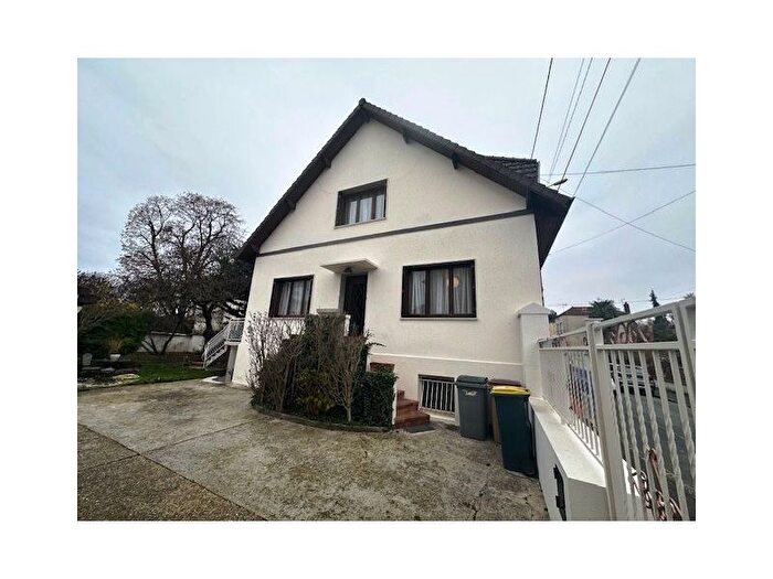Neuilly-Plaisance, Bel Air, Clémenceau, Carnot - Maison 8 pièces à vendre