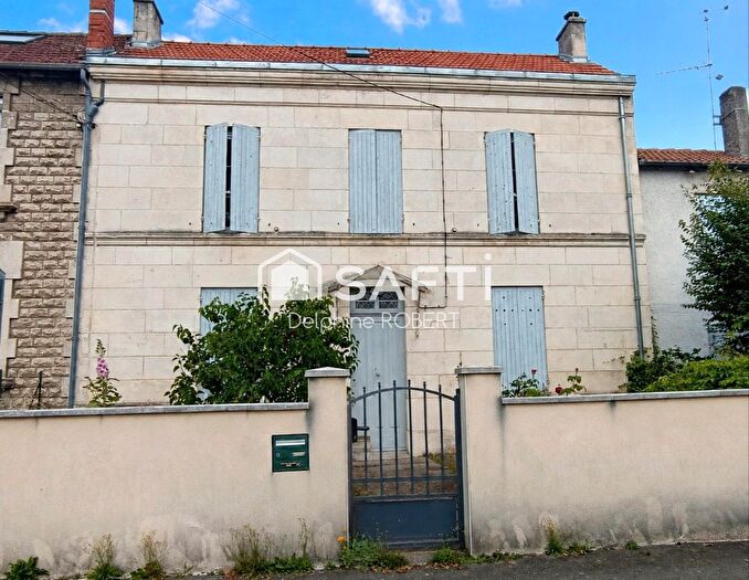 Saintes, Centre-ville - Maison 5 pièces à vendre