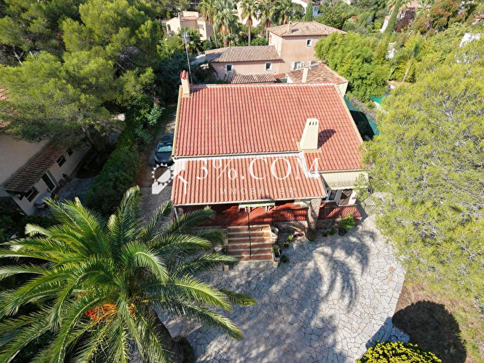Maison 6 pièces à vendre - Saint-Raphaël, Plateau Notre-Dame