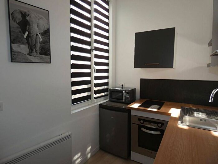 Appartement à louer - Centre Ville, Niort - 2 pièces - 1 chambre