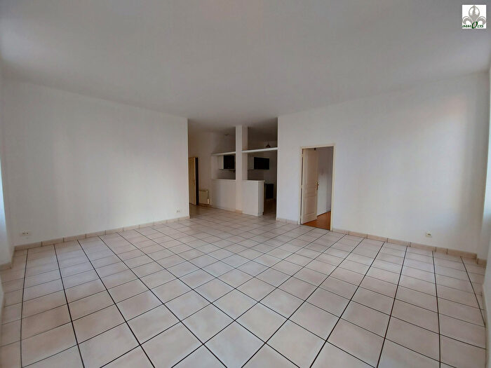 Appartement à vendre - Chalon-sur-Saône, Centre-ville - 4 pièces - 3 chambres