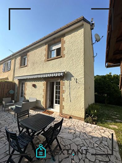 Maison à vendre - Petit-Couronne - 5 pièces - 4 chambres