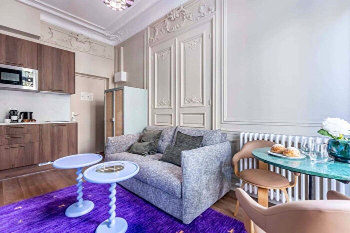 Appartement à louer - Champerret-Berthier, Paris ème arrondissement - 3 pièces - 1 chambre