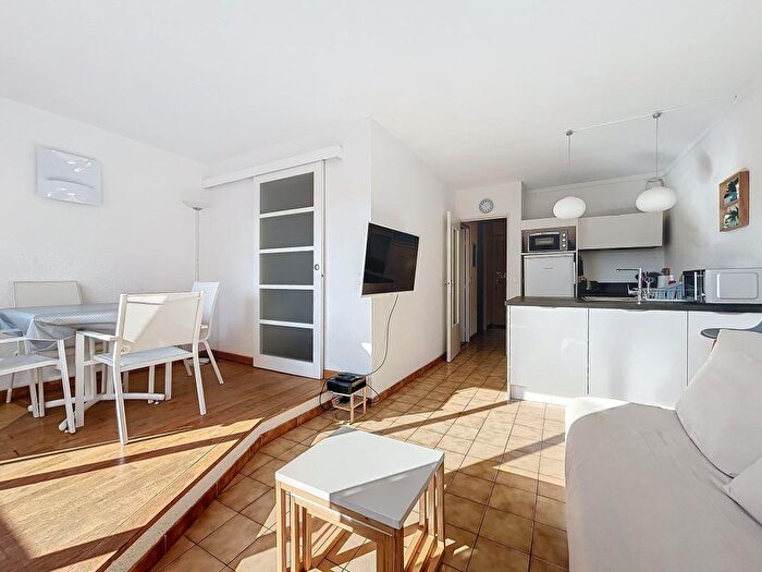 Appartement à vendre - Fréjus, Villeneuve - 2 pièces - 1 chambre