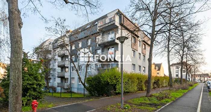 Appartement à vendre - Strasbourg, Koenigshoffen, Hohberg - 2 pièces - 1 chambre